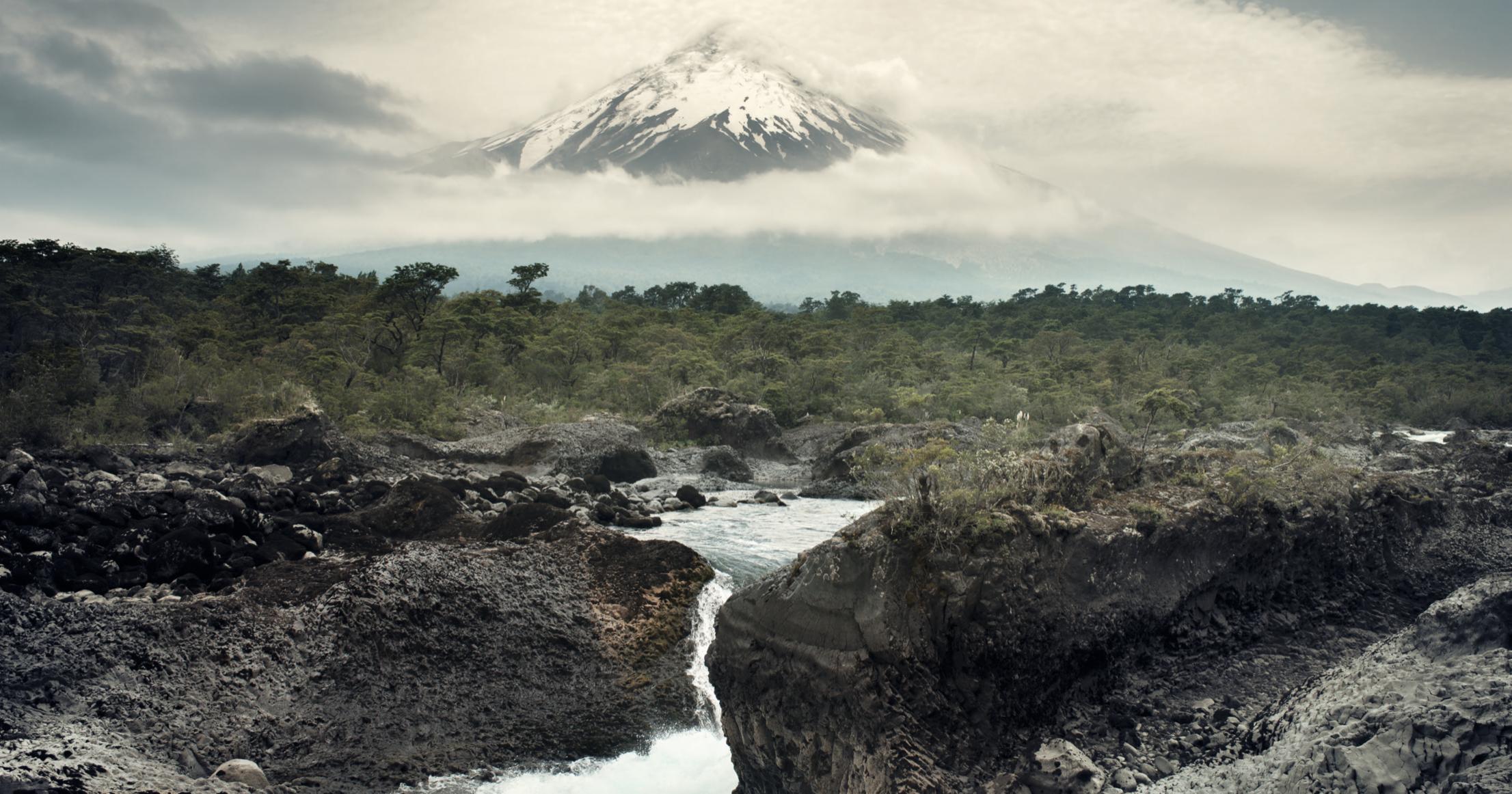 Peter and Beverly Pickford Photographed the Most Remote Places on Earth ...